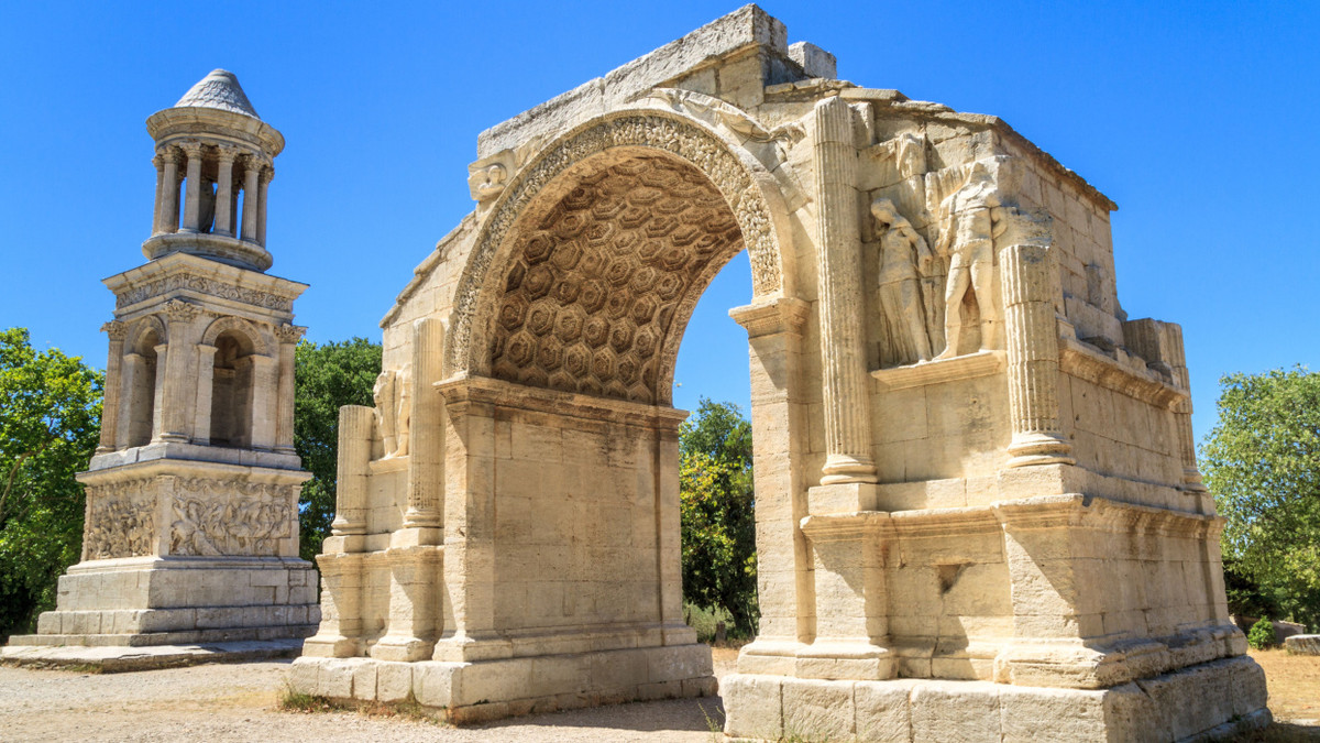 Discover This Underrated, But Well-Preserved Roman City In Southern France