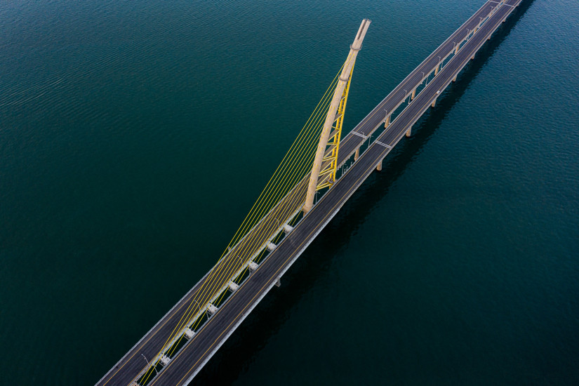 16 Of The World's Longest Over-Water Bridges (& Where To Find Them)