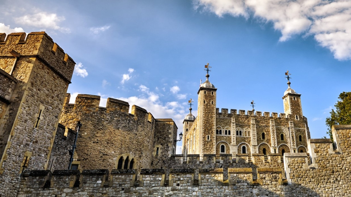 Visit These 10 Best Castles In London For An Extraordinary Journey ...