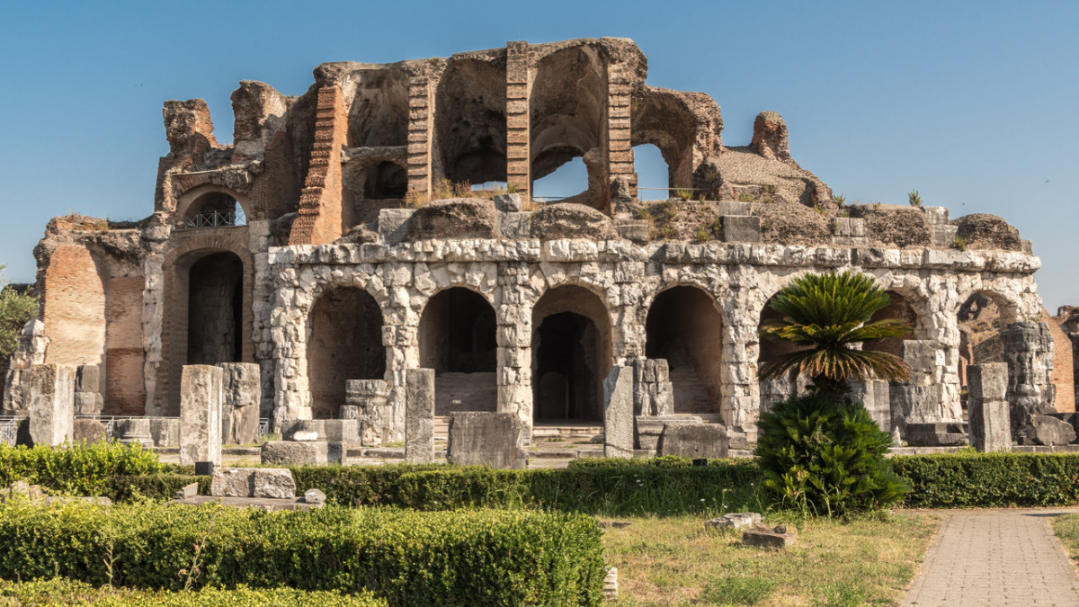 The Roman Amphitheater of Capua Was Second Only To The Colosseum (& How ...
