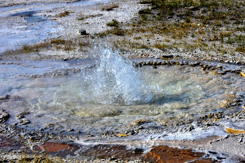 10 Best Geysers & Other Hydrothermal Attractions Worth Seeing In ...