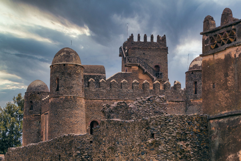 This Eye-Catching Fortress City In Ethiopia Has 20 Palaces & Other ...