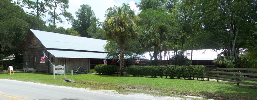 10 Cozy Towns In Florida That Feel Like Fall, Even When It's Warm Out