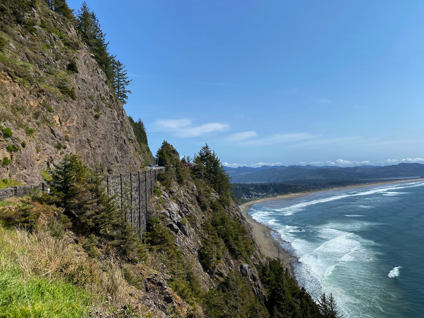 10 Hotels In Gold Beach, Oregon To Book For A Scenic Fall Retreat