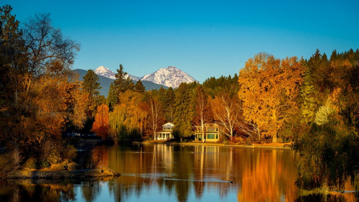 10 Best Things To Do In Bend Oregon This Fall