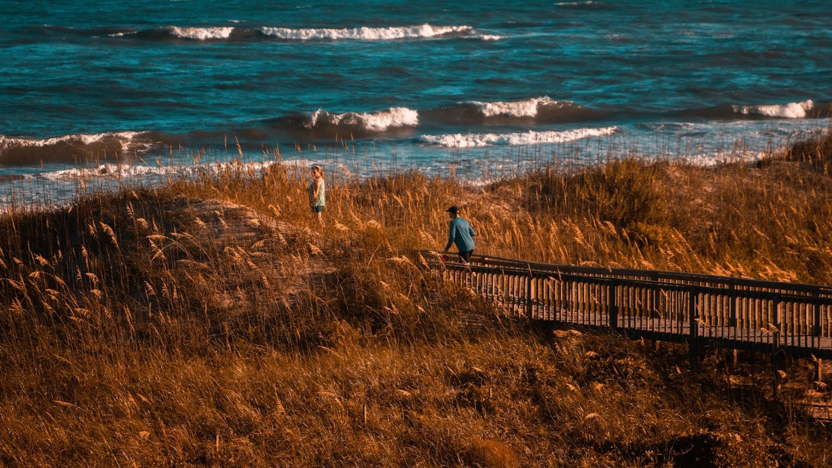 10 Affordable End-Of-Summer Destinations To Visit In August & September