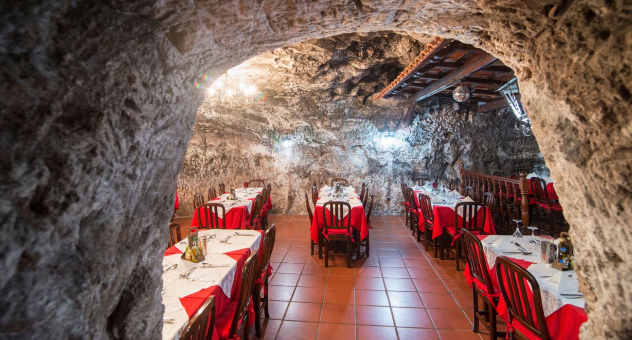 Going To Teotihuacan? Discover The Underground Bar & Restaurant There ...