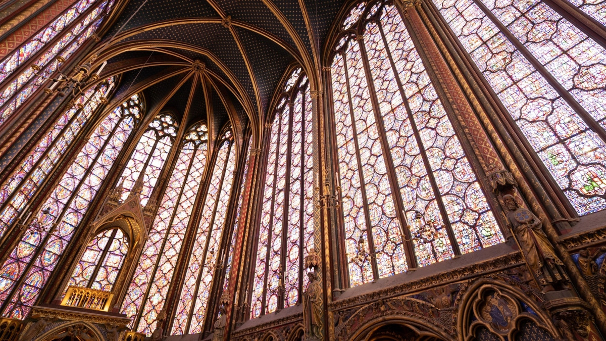 Visit Sainte-Chappelle In Paris: The Building With The Most Stained ...