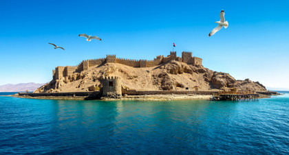 These Are The 10 Most Beautiful Islands In The Middle East (& Where To ...