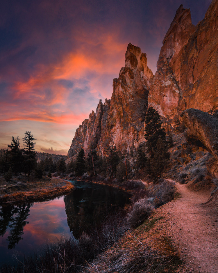 Exploring The 10 Best Oregon Attractions For Unforgettable Adventures