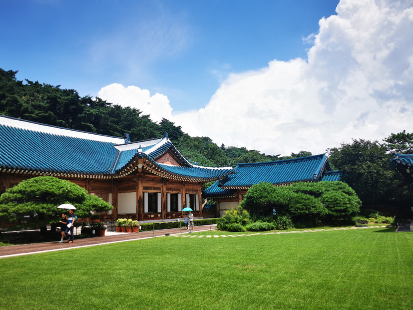 The Luxurious Blue House (Presidential House) Of Korea Is Now A Museum ...