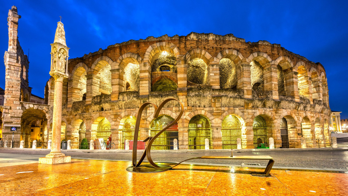 You Can Watch An Italian Opera At The Largest Open-Air Roman ...