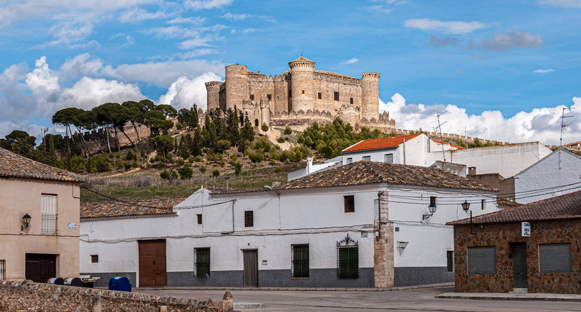 These Are 10 Of The Most Beautiful & Impressive Castles In Spain