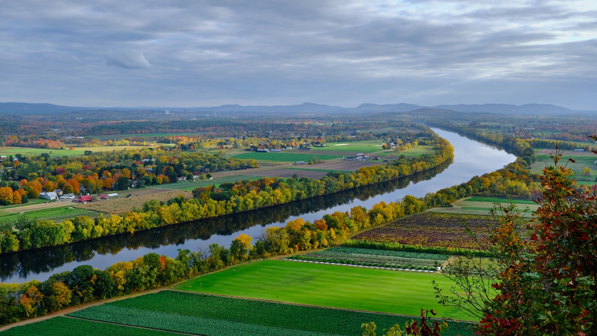 10 Things To Do In Pioneer Valley: Complete Guide To This Scenic, Small ...