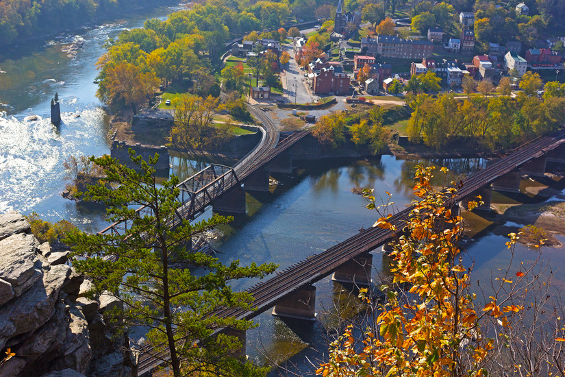7 Best Harpers Ferry Hikes For Fall 2024