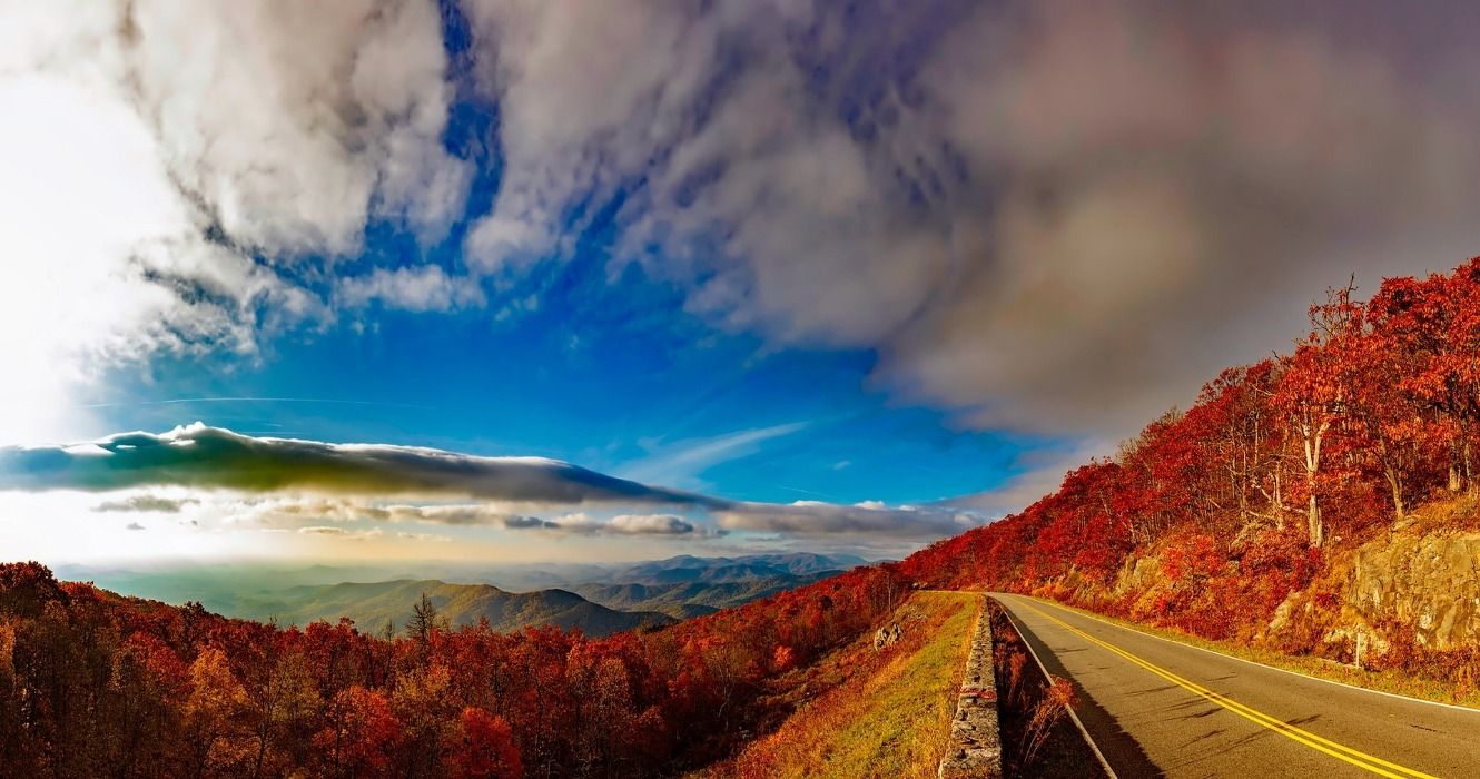 The Underrated Blue Ridge Mountain Town That's Also Near Great Smoky ...