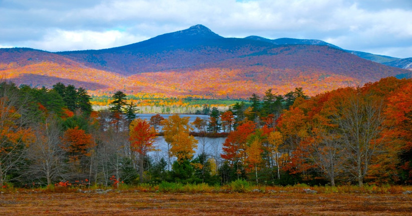 10 Perfect Fall Foliage Hikes To Take In New Hampshire
