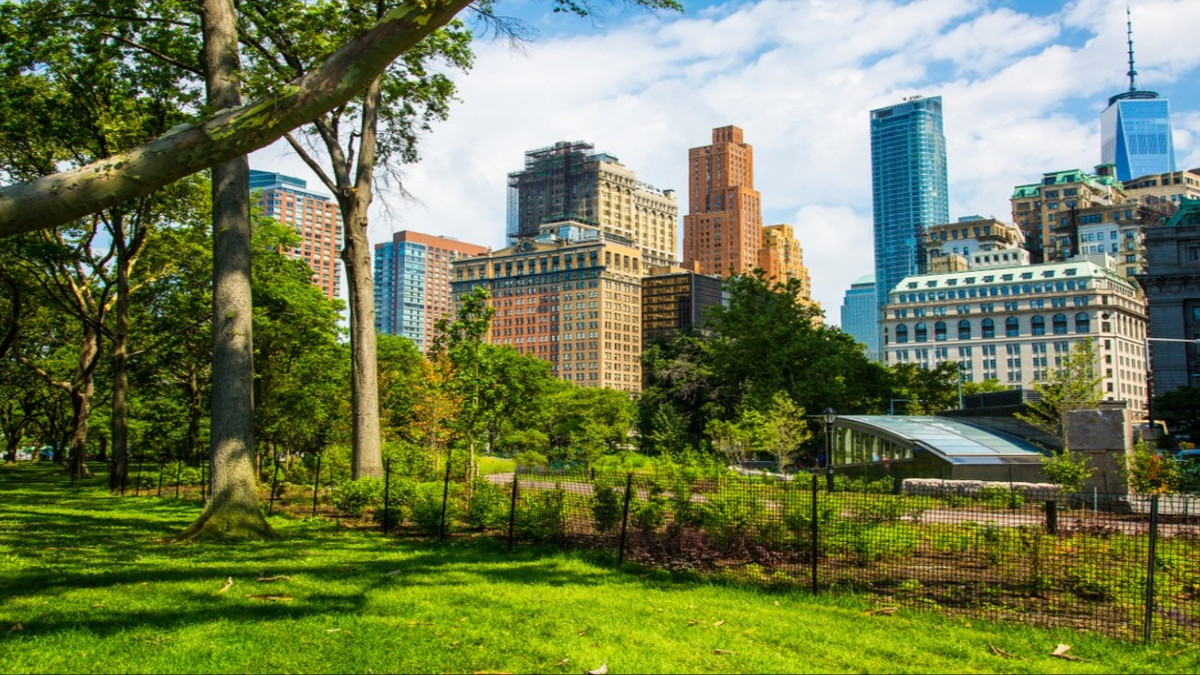 17 Best Breakfast Spots In Midtown, Manhattan