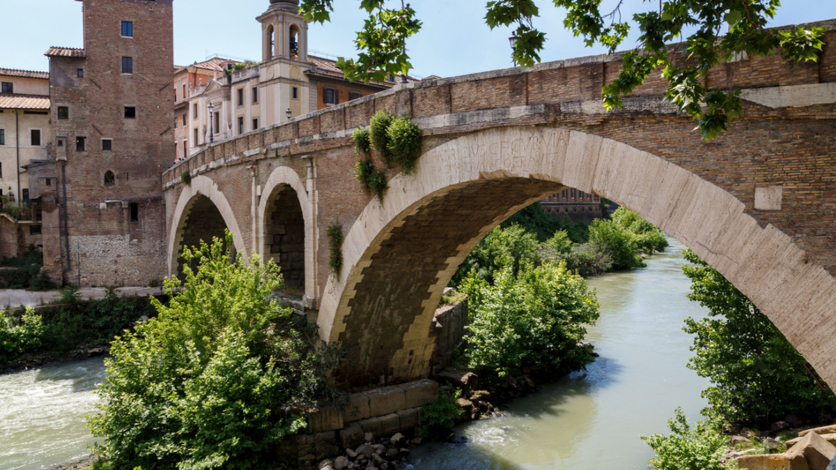 Pons Fabricius: Discover The Oldest Bridge In Rome Still In Its ...