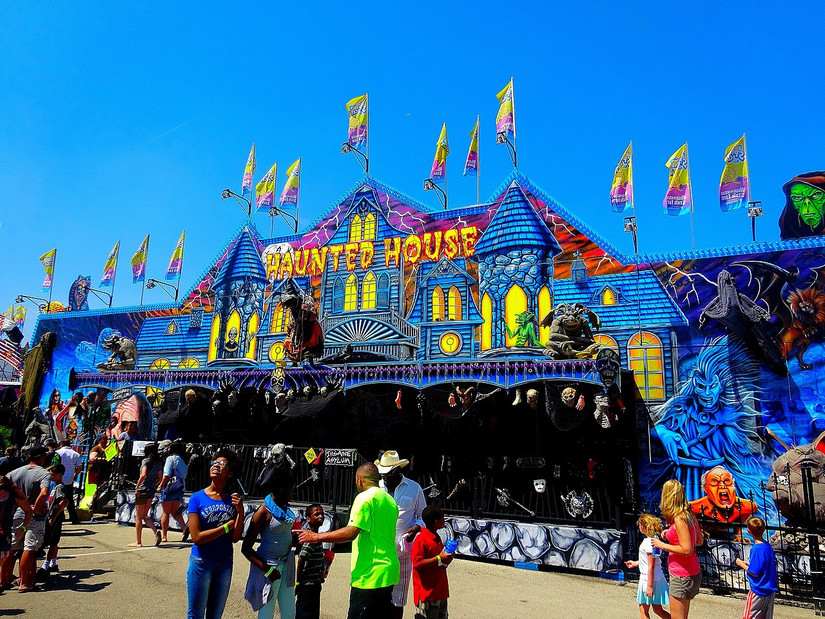 Spooky Festivals To Haunted Hotspots: 10 Best Towns In Wisconsin To ...