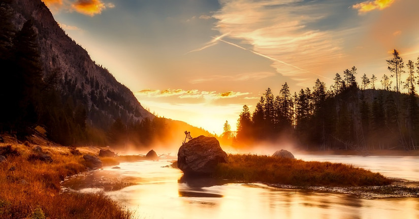10 Sleeper Train Journeys Around The U.S. That Are Equally Scenic