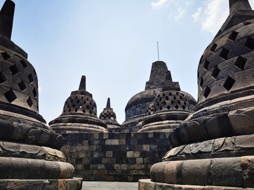 What You Need To Know About Visiting The Largest Buddhist Temple In The ...