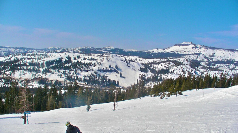 10 Sierra Nevada Mountain Town Alternatives To Popular Ski Resort Towns