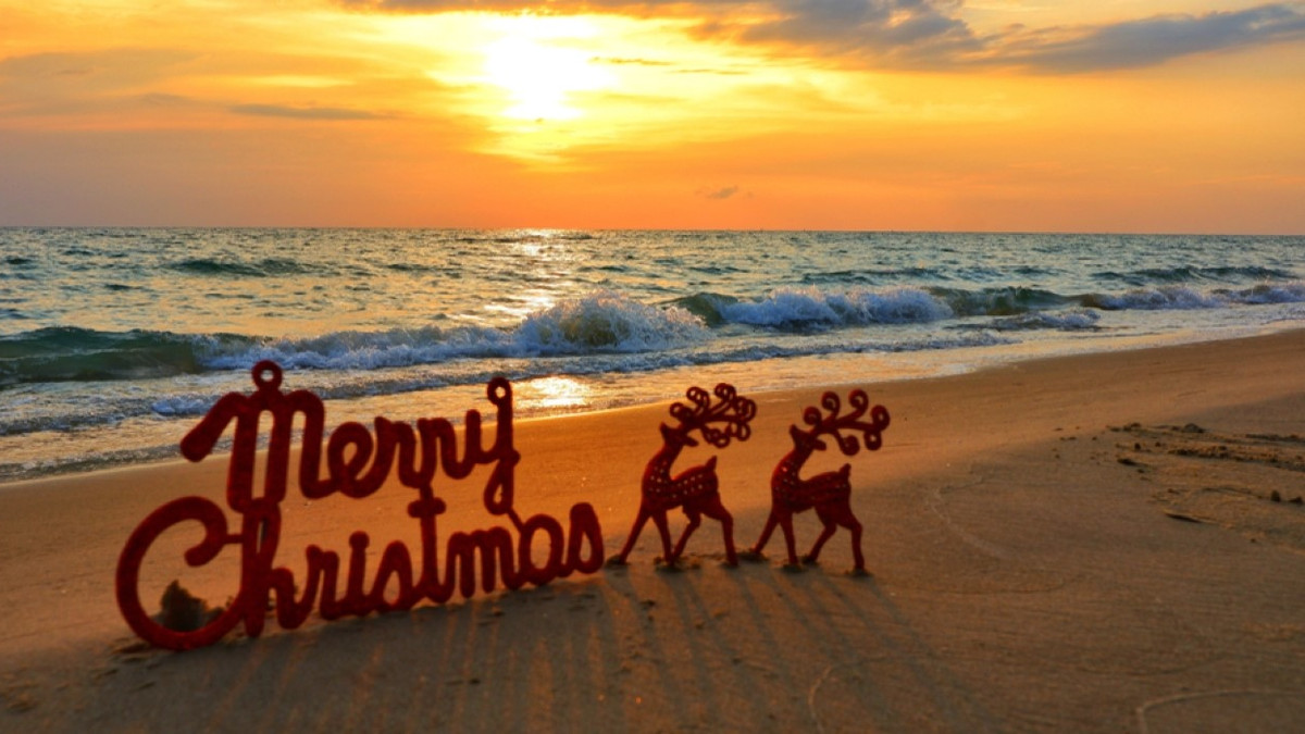 Sunshine And Carols: 10 Best Places To Celebrate The Holidays Without ...