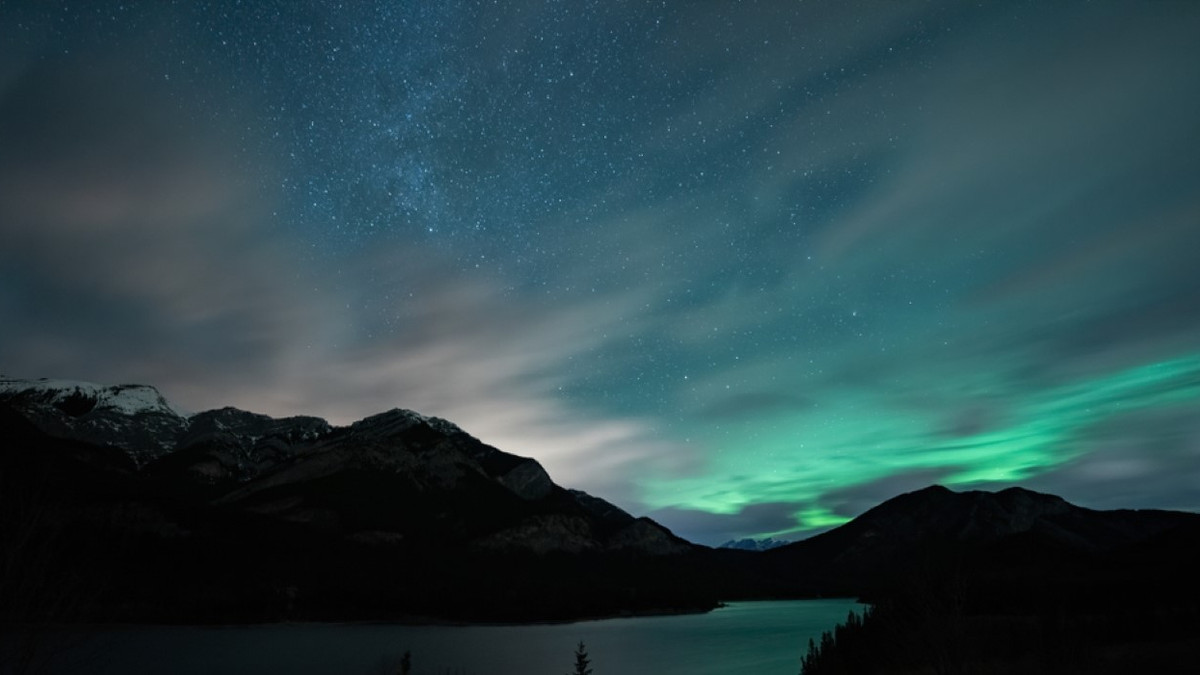 Everything To Know About Weather In Banff, From Peak To Snow Season