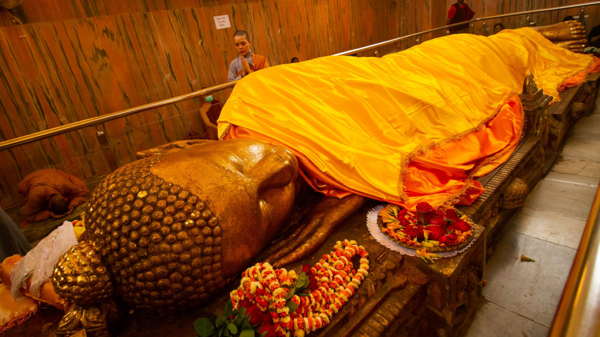 Visit This Sacred Pilgrimage Site In India Where Buddha Is Said To Have ...