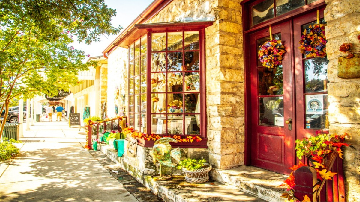 13 Charming, Small Texas Towns You Should Definitely Visit