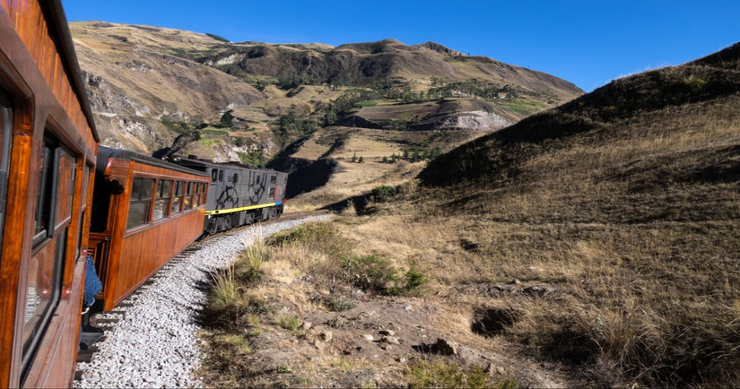 7 Most Dangerous Train Routes In The World