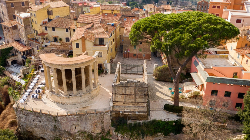 Discover The Underworld Cave Of Sibyl Where The Ancient Romans Would ...