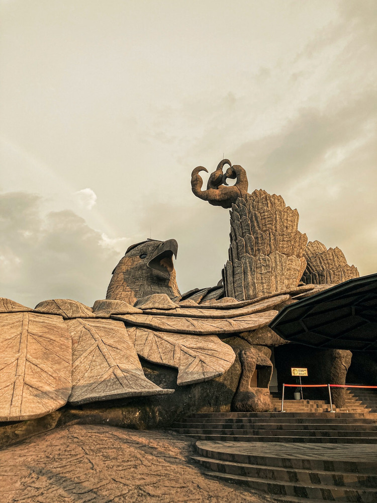 See The World's Largest Bird Statue In India (& Learn The Mythological ...