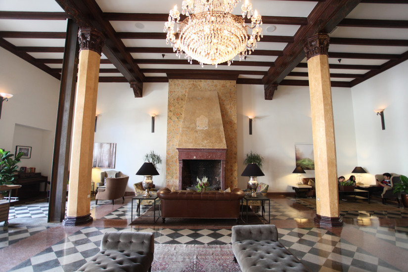 10 Best Historic Hotels in Los Angeles You Should Book