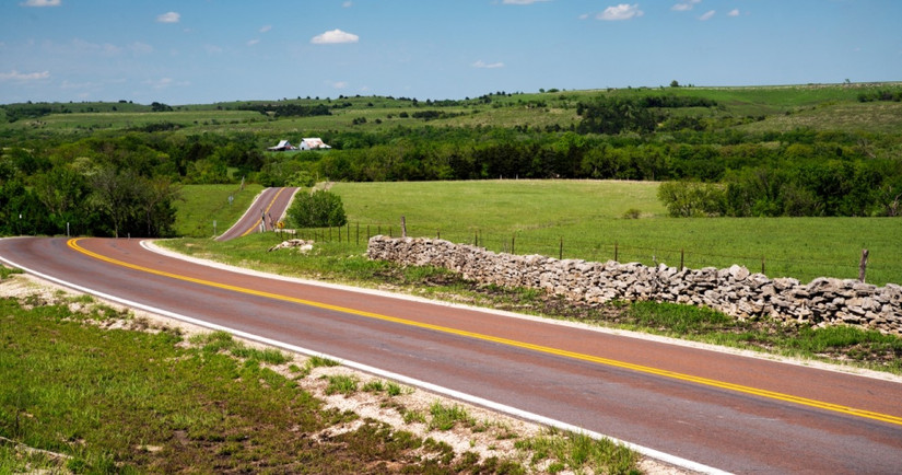 10 Cheapest States For A Scenic Road Trip, Ranked By Cost