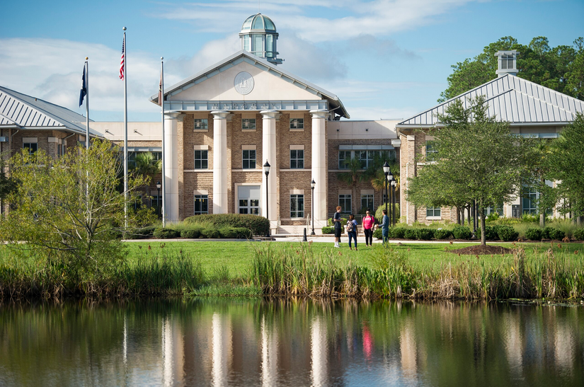 The 10 Most Beautiful College Campuses In South Carolina