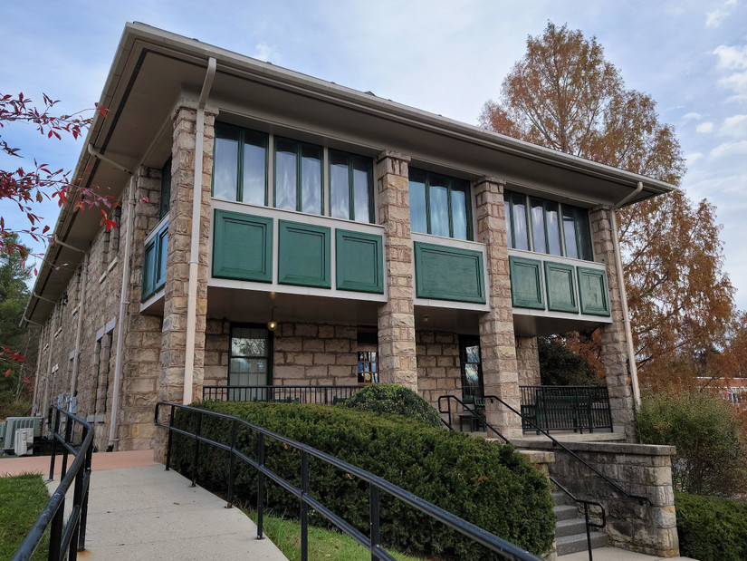 10 Most Beautiful College Campuses In Virginia