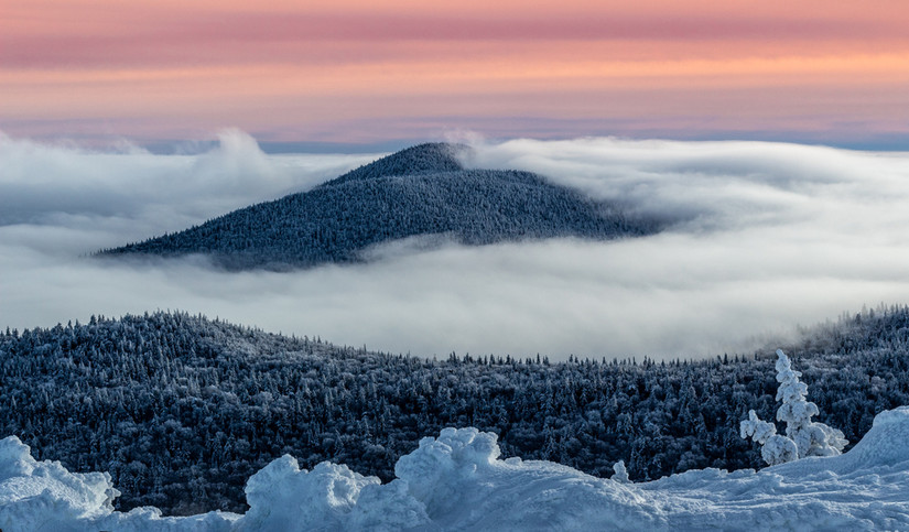 10 U.S. Train Rides That Offer Beautiful Snow-Covered Scenery To Passengers