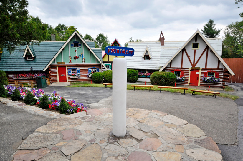 To Visit The North Pole, Look No Further Than Santa's Workshop In The ...