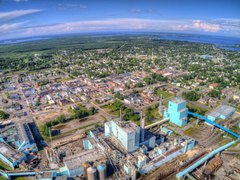 7 Scenic Small Towns Along The US-Canada Border