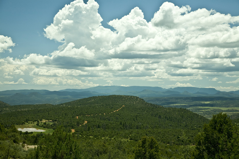 Mountains Meet Lakeside At This Scenic Small Arizona Town