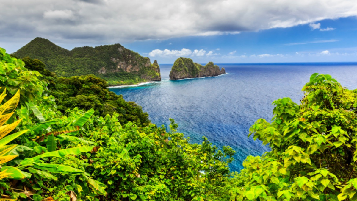 Still Scenic, But Underrated: Three Beautiful Island Alternatives To Hawaii
