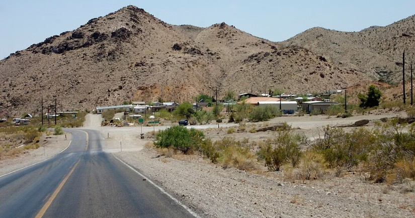 10 Affordable Towns To Book Near Las Vegas For Super Bowl Weekend