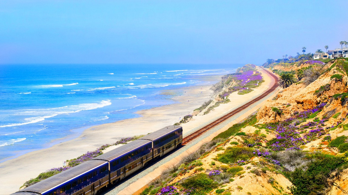10 Scenic Overnight Train Trips In The US