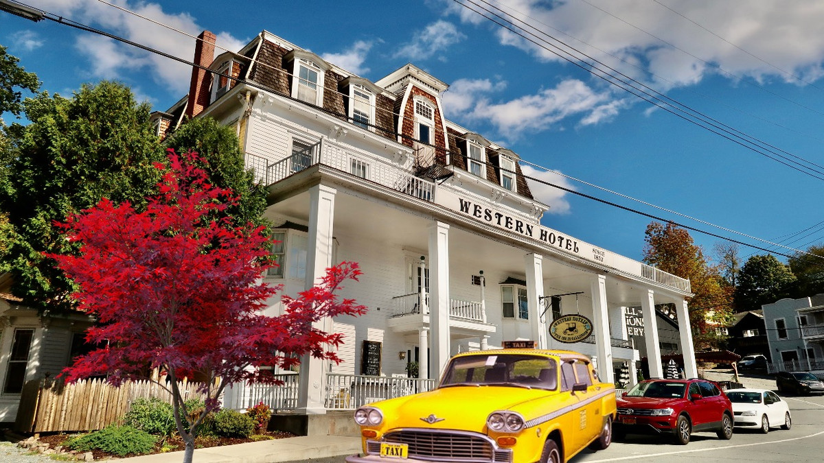 A Small Border Town Lets You Explore Two States At Once
