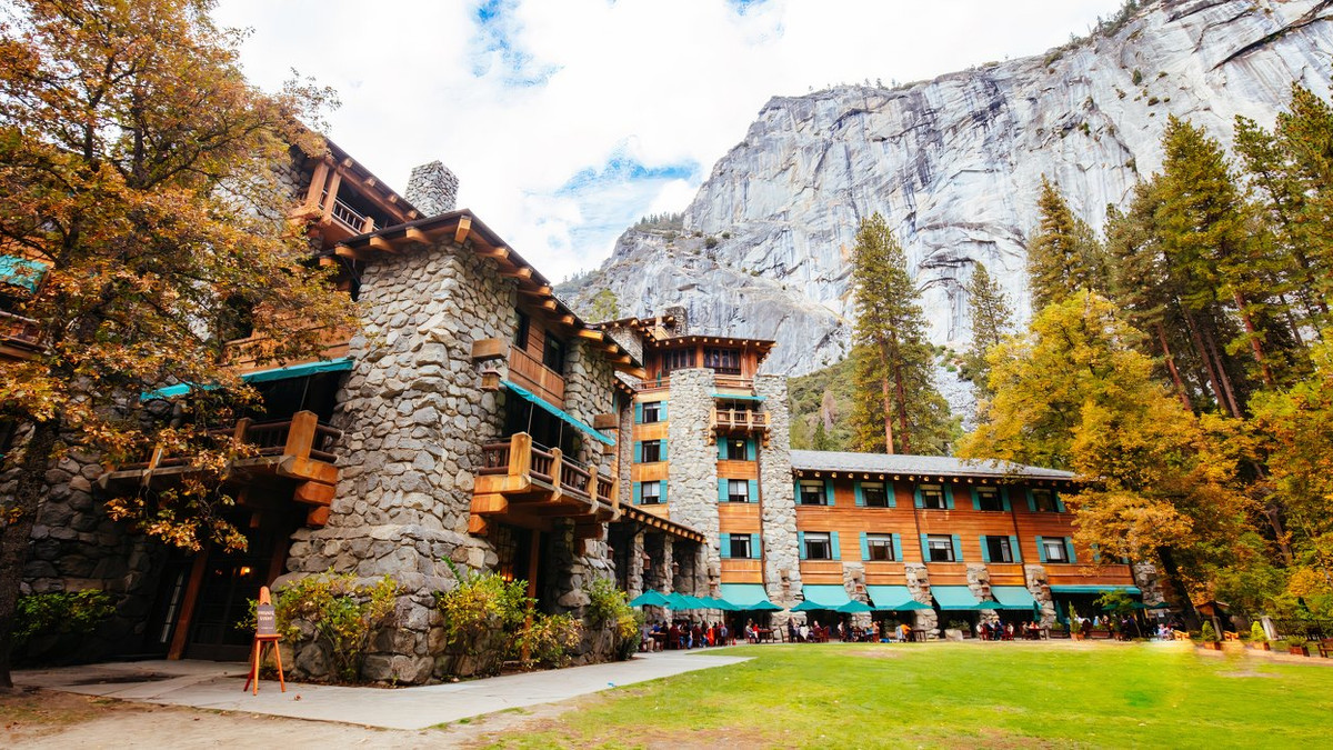 Parkitecture: 7 Unique National Park Buildings With Unbelievable Stories