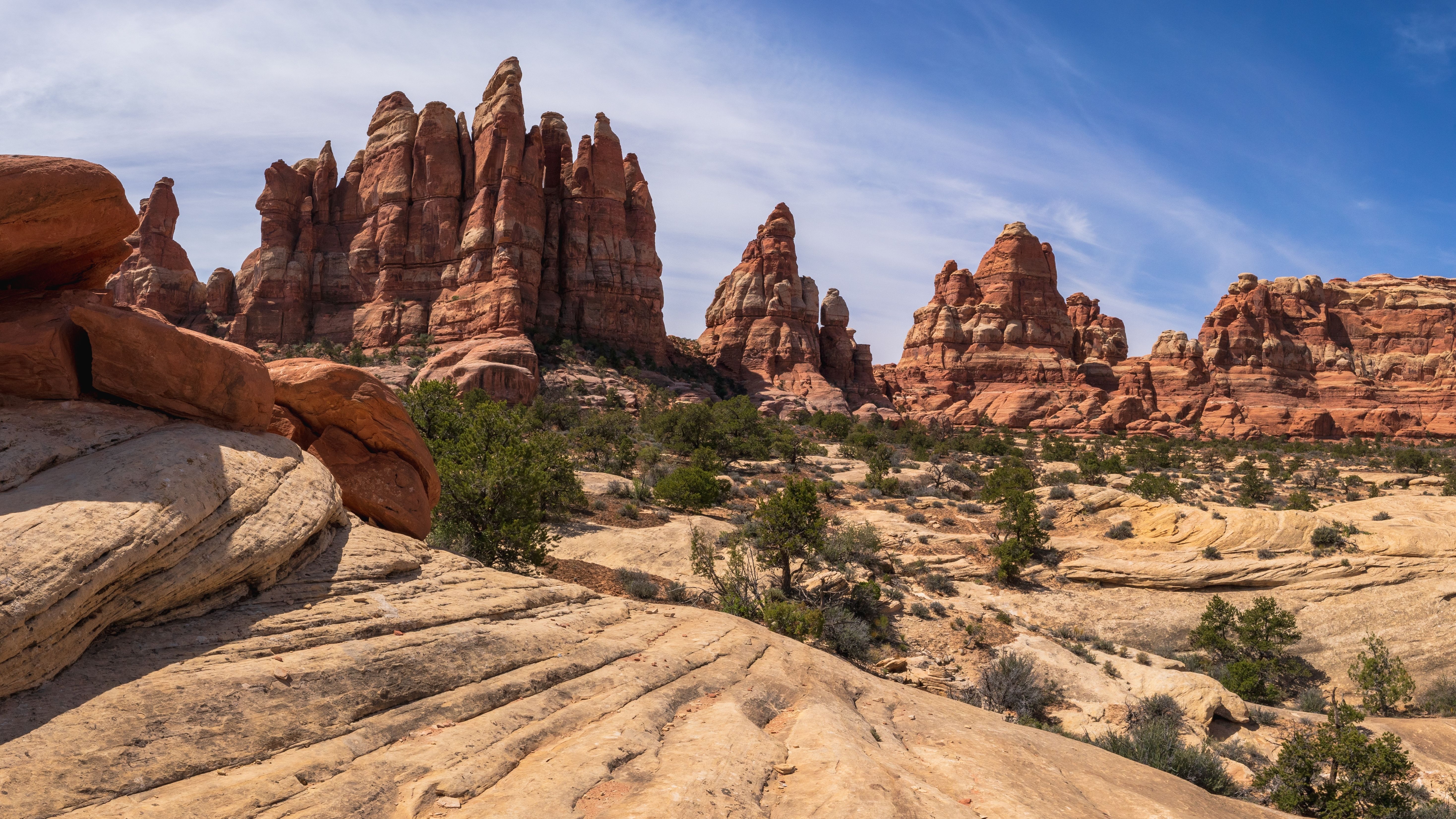 The Scariest Hiking Trails In Utah To Try This Summer