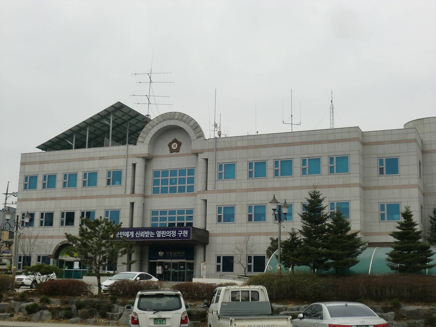 7 Deepest Pools In The World For Expert Divers