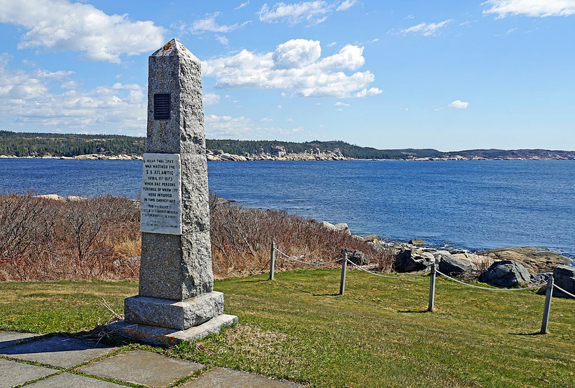 This Coastal Canada Town Was Known For Two Disasters, Including Titanic